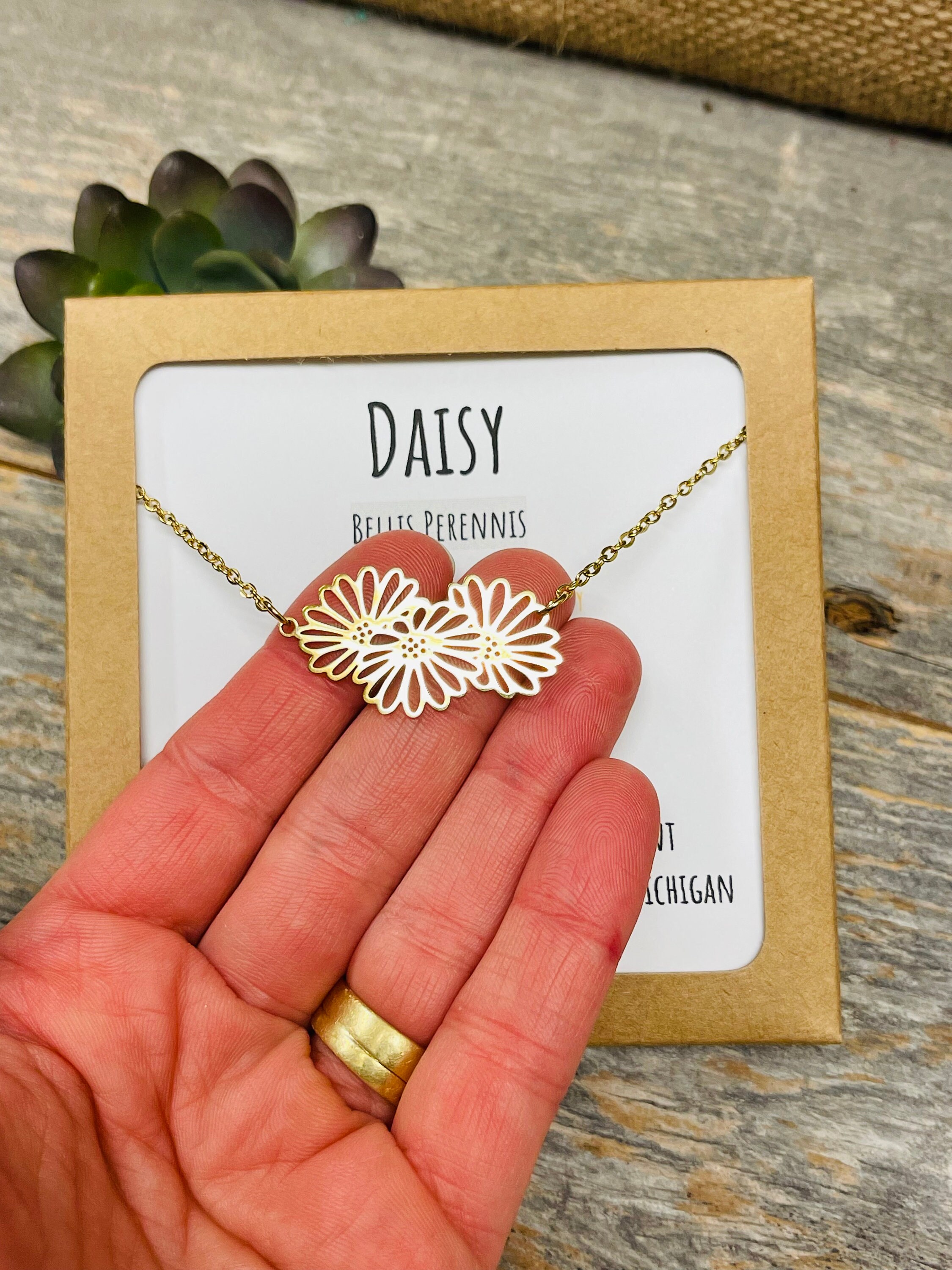 Gold Chain Necklace With Daisy Charm, Flower Charm Necklace, Giftable ...