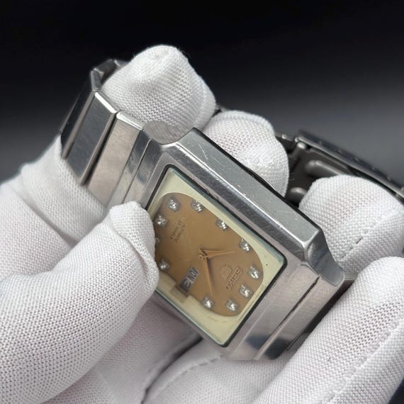 Vintage Seiko 5 TV shape Automatic Made in Japan men’… - Gem
