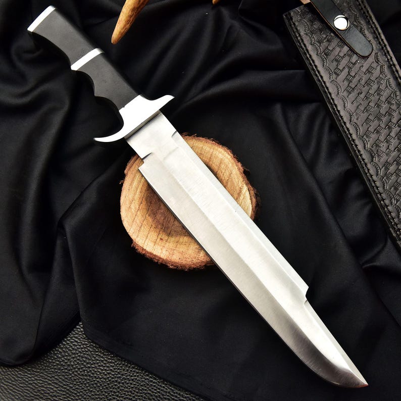 Predator Custom Knife | Handmade Knife | Movie Props | Rambo Knife ...