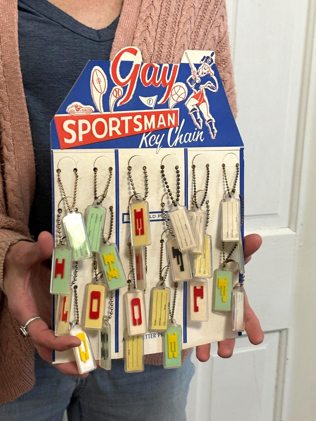 Vintage Key Chain Display With NOS Key Chains - Etsy