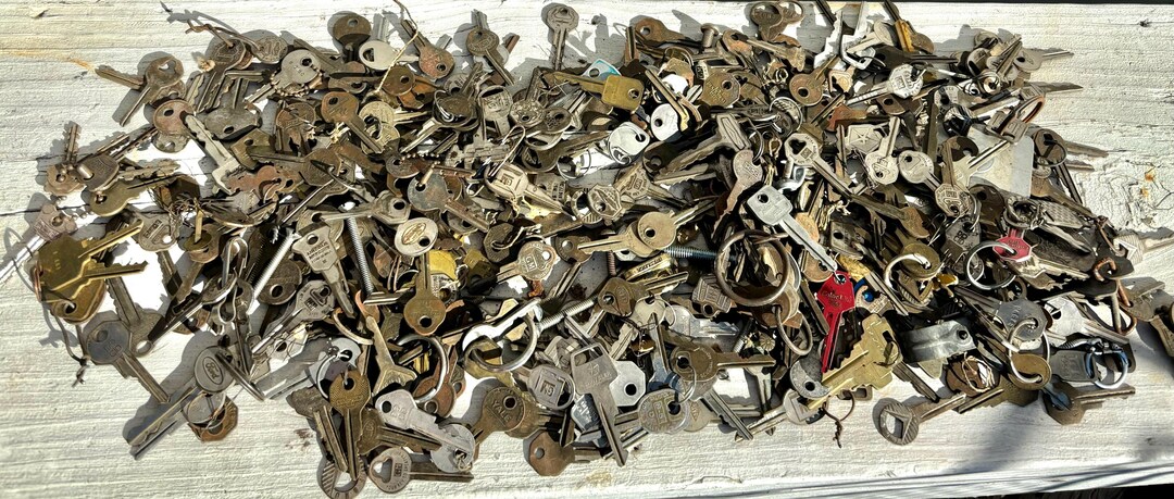 Destash of Old Car Keys - Etsy