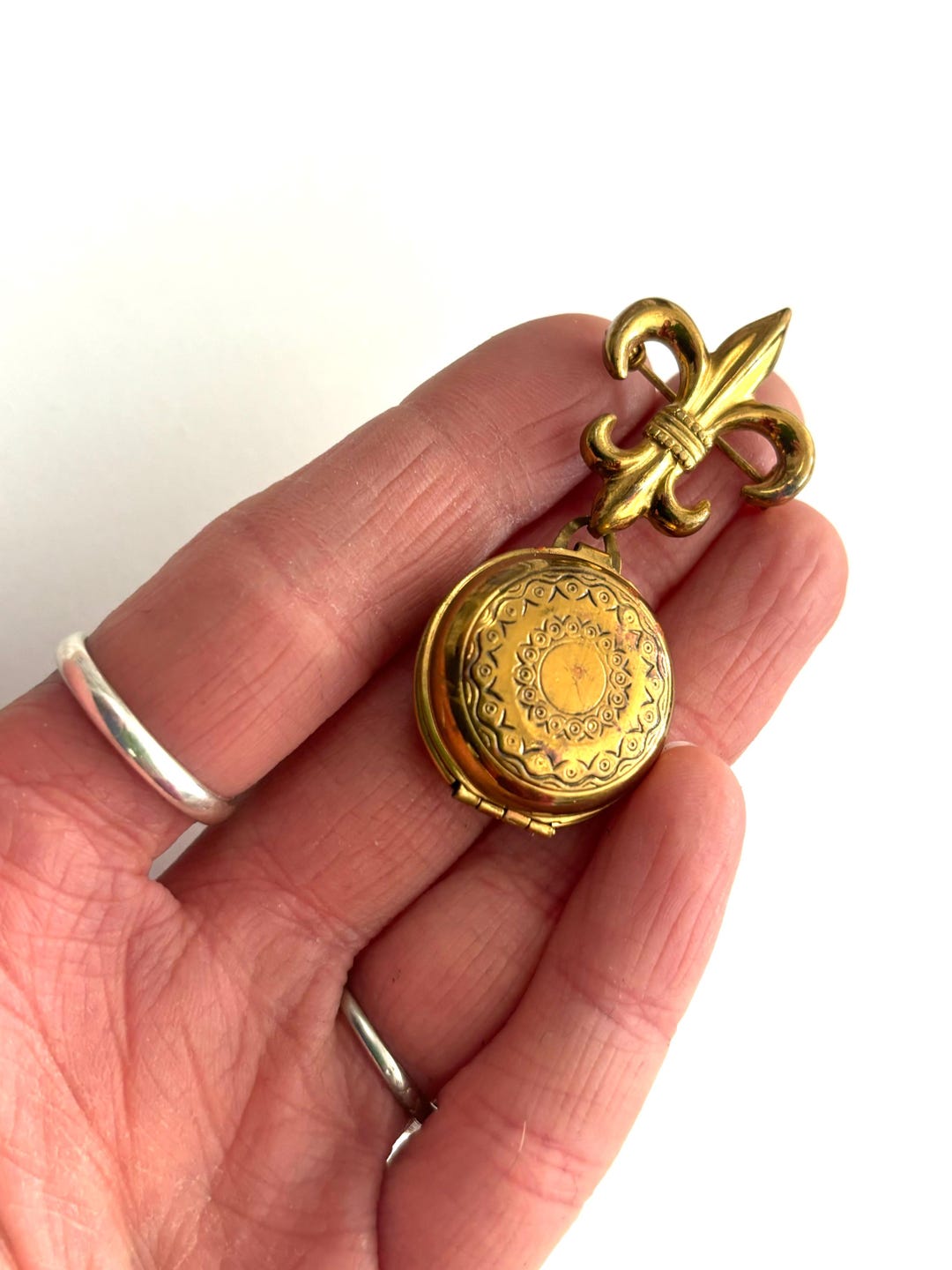 Vintage Locket Pin - Etsy