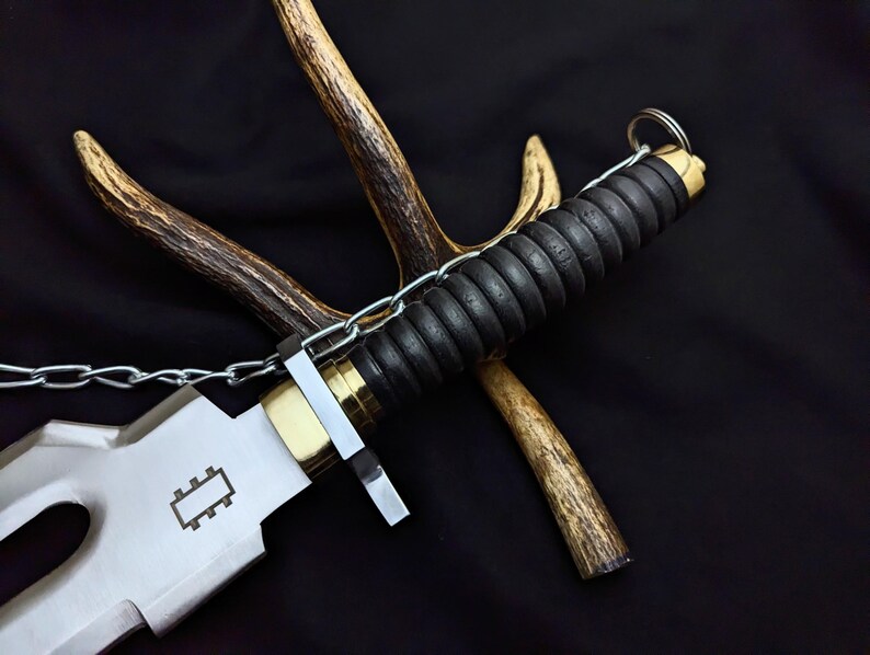 Toji Fushiguro's Inverted Spear of Heaven Replica: Jujutsu Kaisen ...