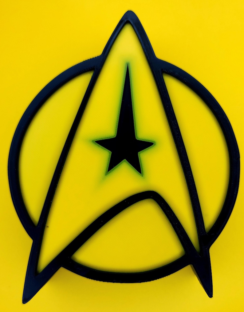 Personalized Star Trek-inspired Dice Box: Starfleet Insignia RPG Dice ...