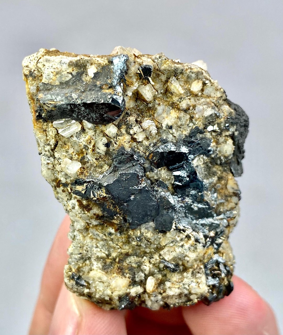 190 Carat Ilmenite With Feldspar - Raw Mineral Specimen, Metaphysical ...