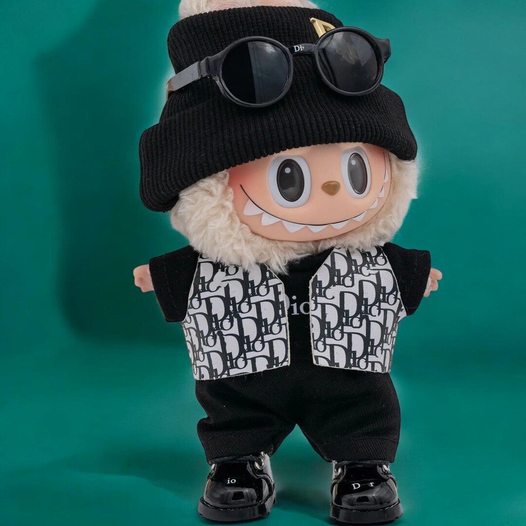 Labubu Brand Set: Trendy Outfit Look With Stylish Hat Glasses Waist Bag ...