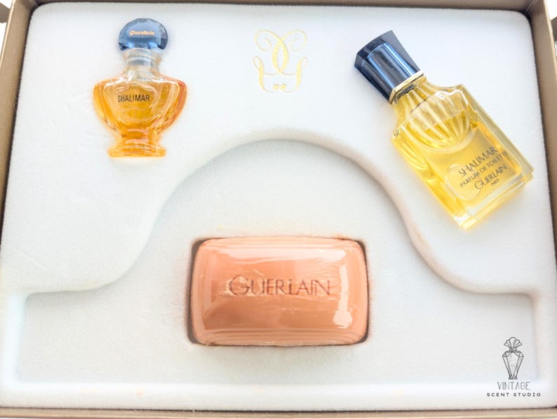 Guerlain Shalimar 1988 Gift Set – Vintage Miniatures, Soap & Gold Box ...