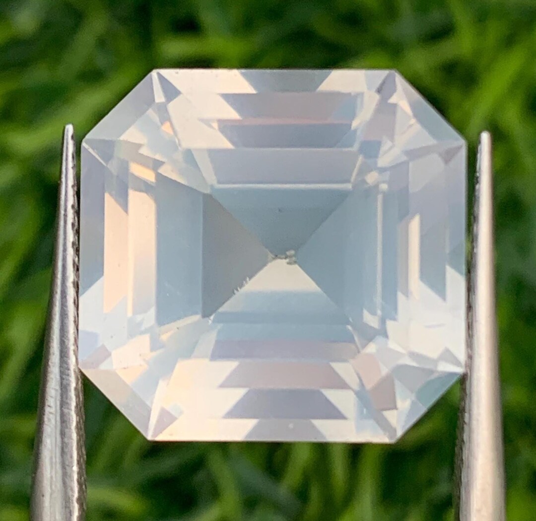 12.5 Carat Natural Milky Quartz (14.2x13.5x10.5 Mm) Fancy Emerald Cut ...