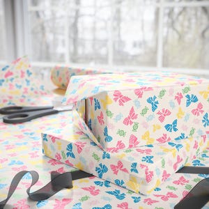 Cute Wrapping Paper, Girly Bow, Coquette Style Gift Wrap Roll, Multi ...