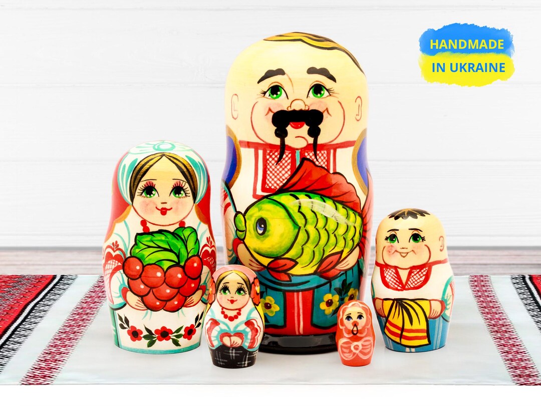 Matryoshka Nesting Dolls - Ukrainian Wooden Babushka - Folk Art Home ...