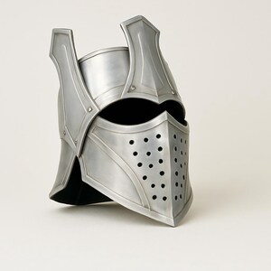 Medieval Knight Helmet | Handmade Steel Armor Helmet for Cosplay & LARP ...