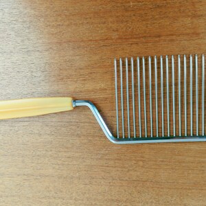 Vintage Bakelite Cake Breaker Slicer Server Butterscotch - Etsy