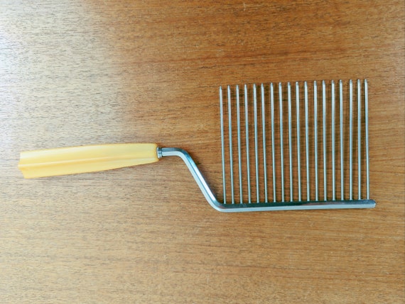 Vintage Bakelite Cake Breaker Slicer Server Butterscotch - Etsy