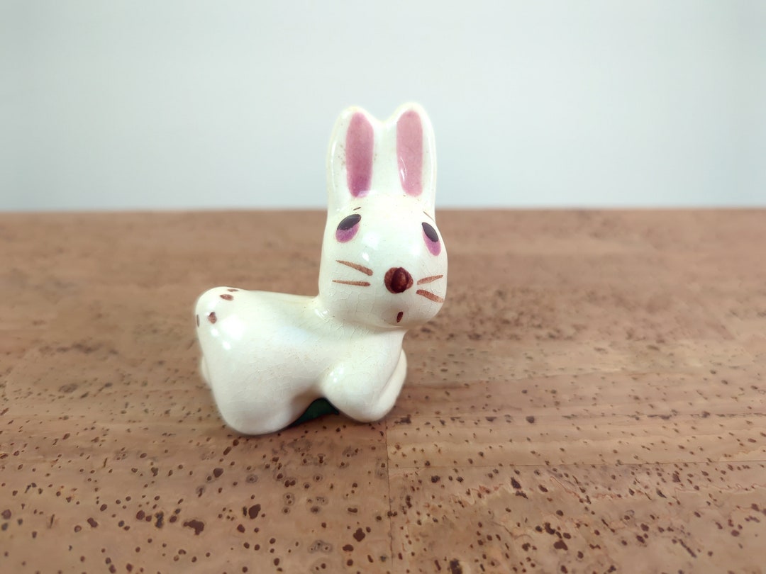 Rio Hondo Bunny Figurine | Rabbit Bunnie | El Monte California CA - Etsy