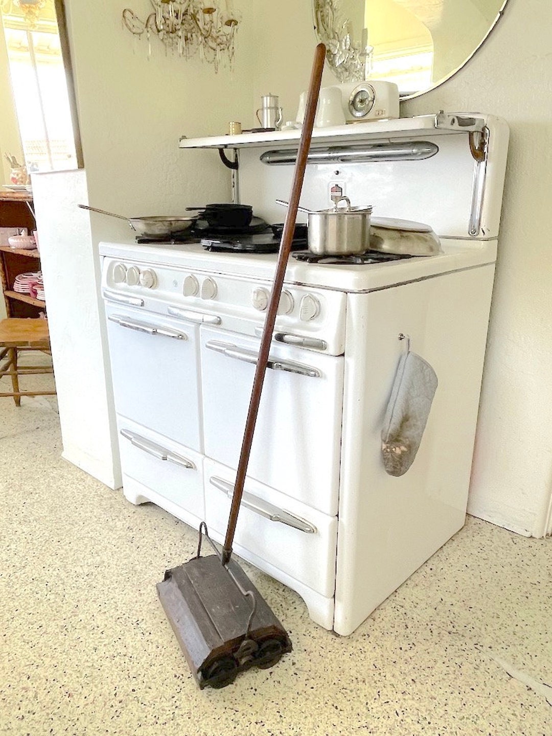 Antique Bissell's Standard Sweeper 1900s - Local Pick-up in L.A. Only ...
