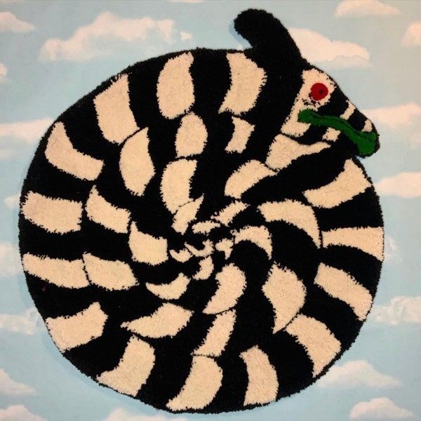 Beetlejuice Sandworm - Etsy