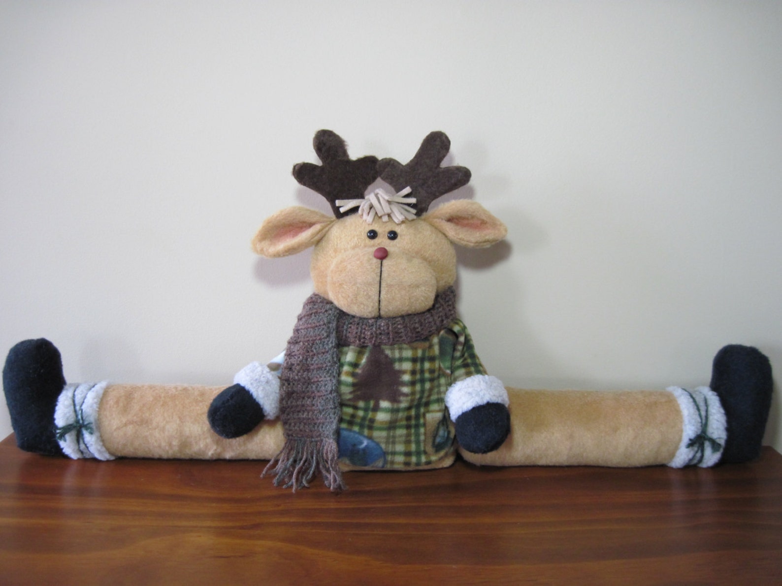 Reindeer Pattern: "reindeer Draft Stopper" - #663 - Etsy