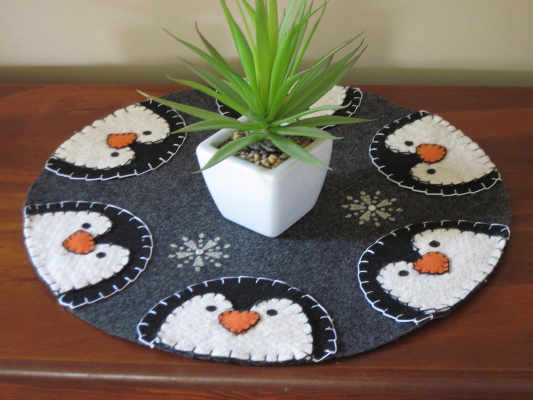 Penguin Table Topper - Etsy