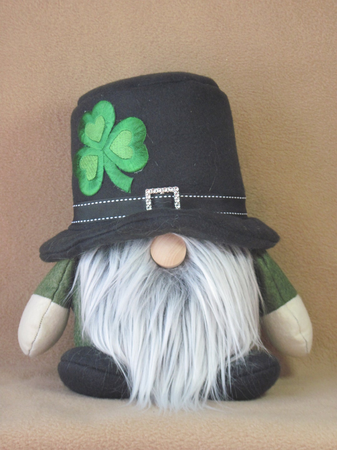 Shamrock Gnome - Etsy