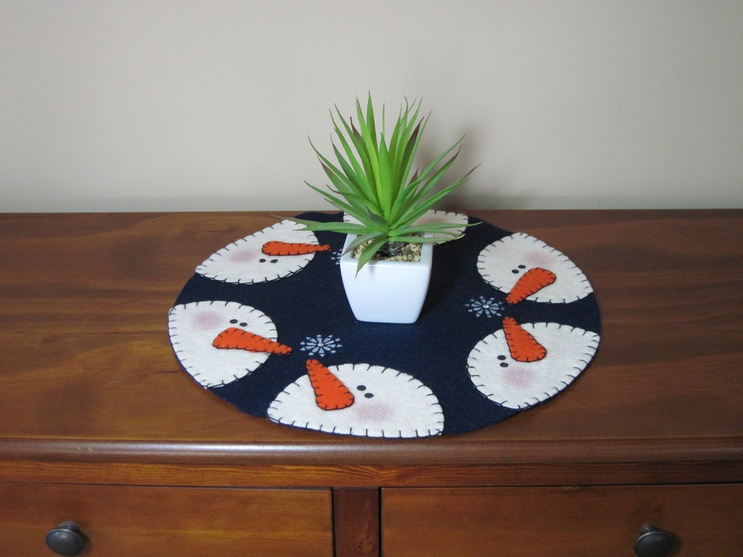 Snowman Table Topper - Etsy