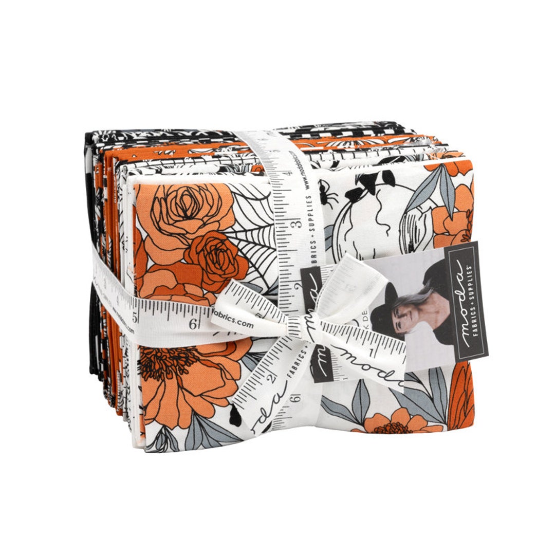Noir Fat Quarter Bundle by Alli K Design for Moda Fabrics - Etsy