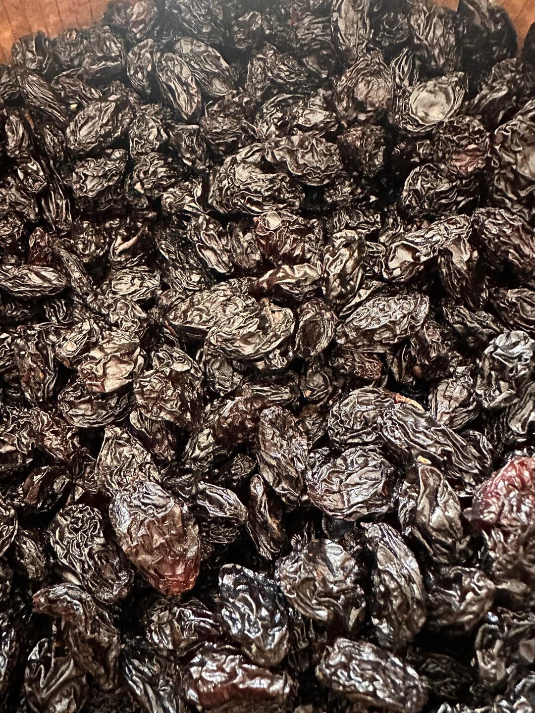 Organic Dried Black Grape, Turkish Sun Dried Raisins Black Raisins ...