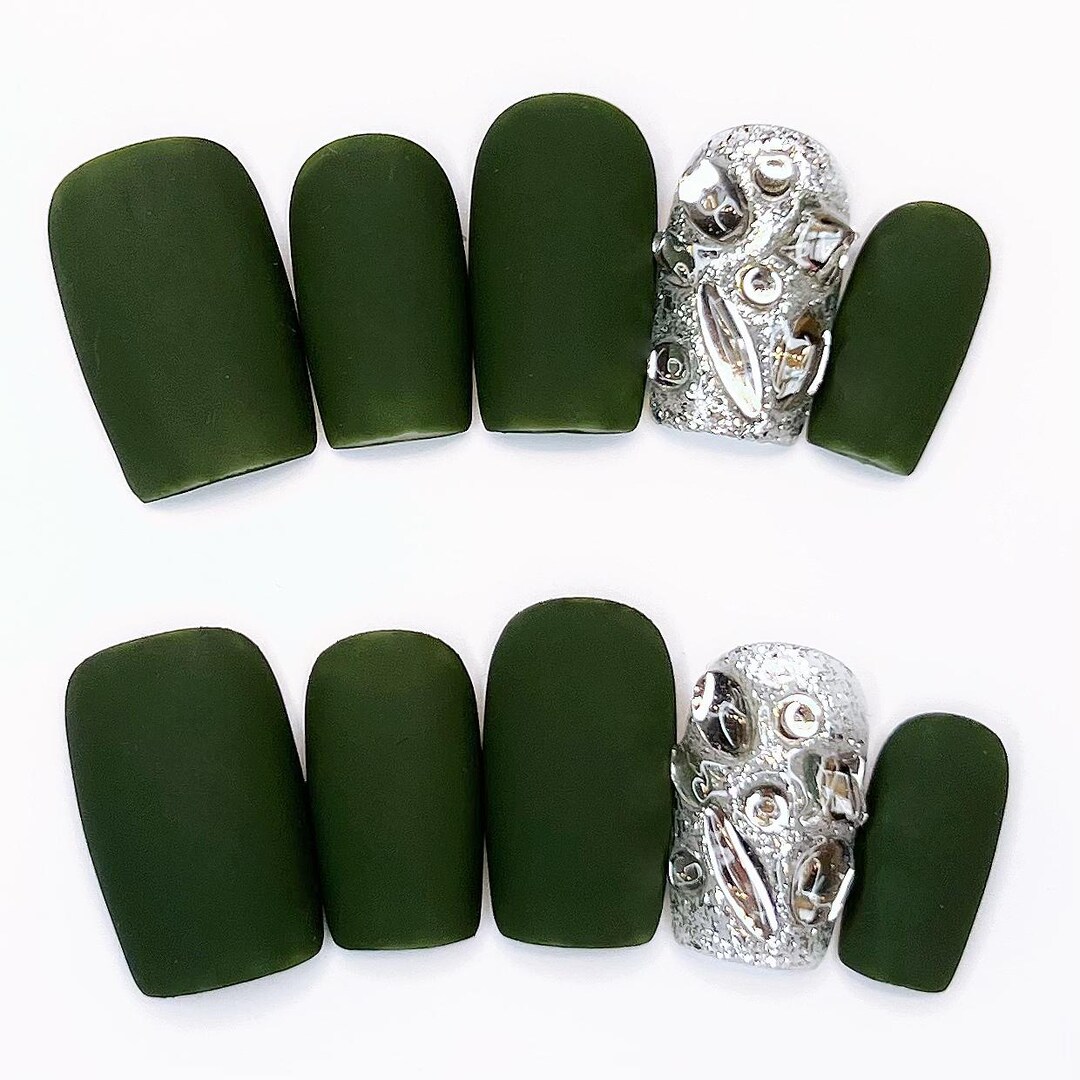 Emerald Frost Matte Green Press on Nails With Silver Accent, Long ...
