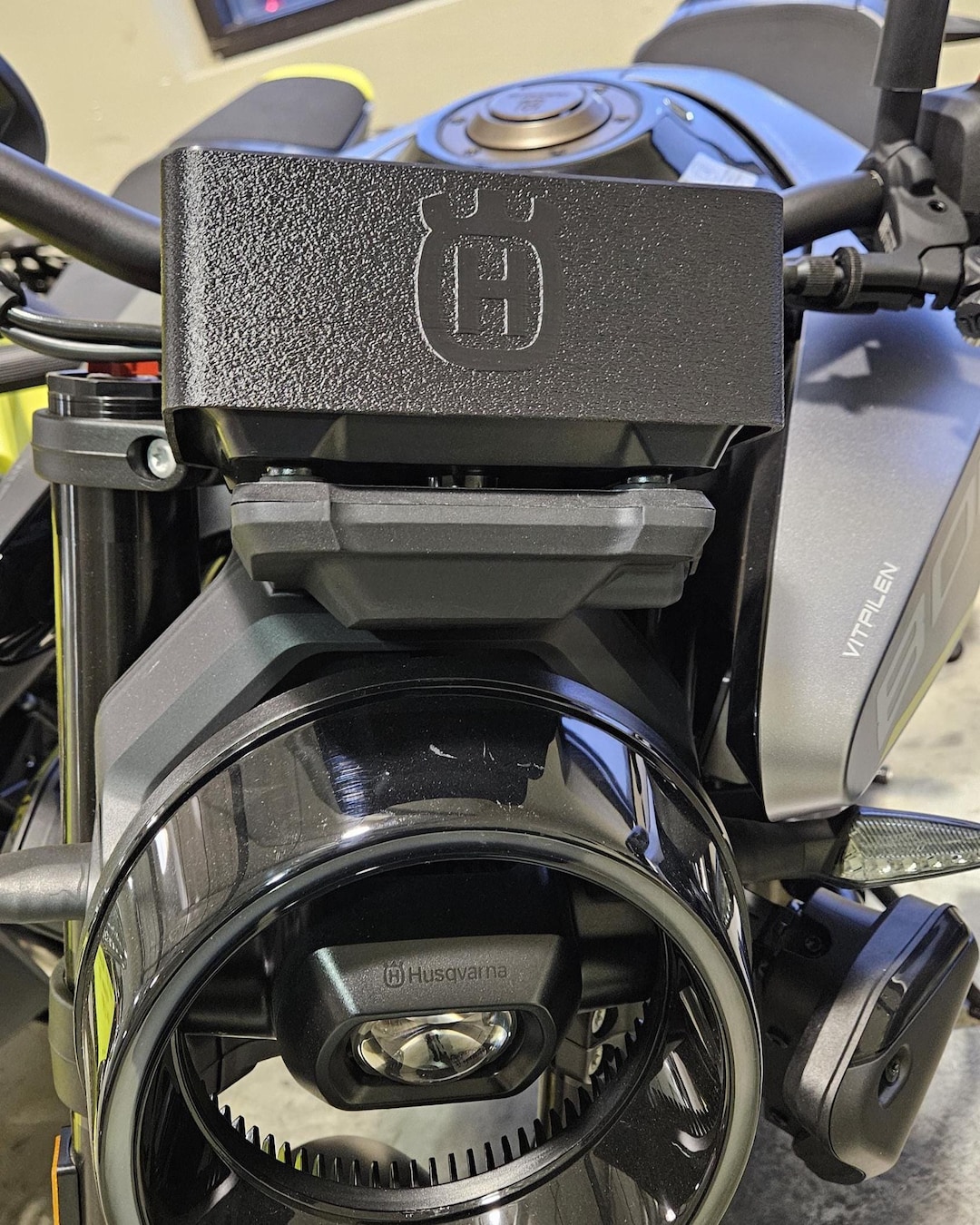 Husqvarna Svartpilen Vitpilen 801 Dash Sun Shade Visor 2025 2026 TFT ...