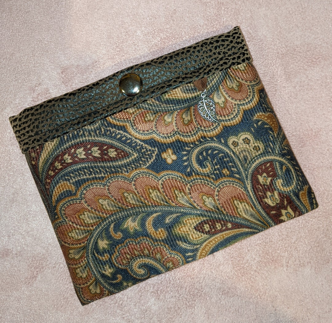 Snapdog Designs Shorty Bait Bag Blue/gold Paisley - Etsy