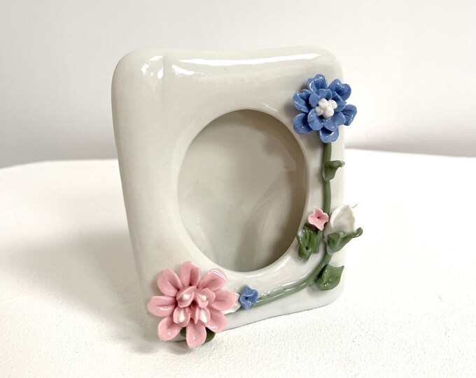 Vintage Ceramic Floral Picture Frame | White Photo Frame W 3D Pink ...