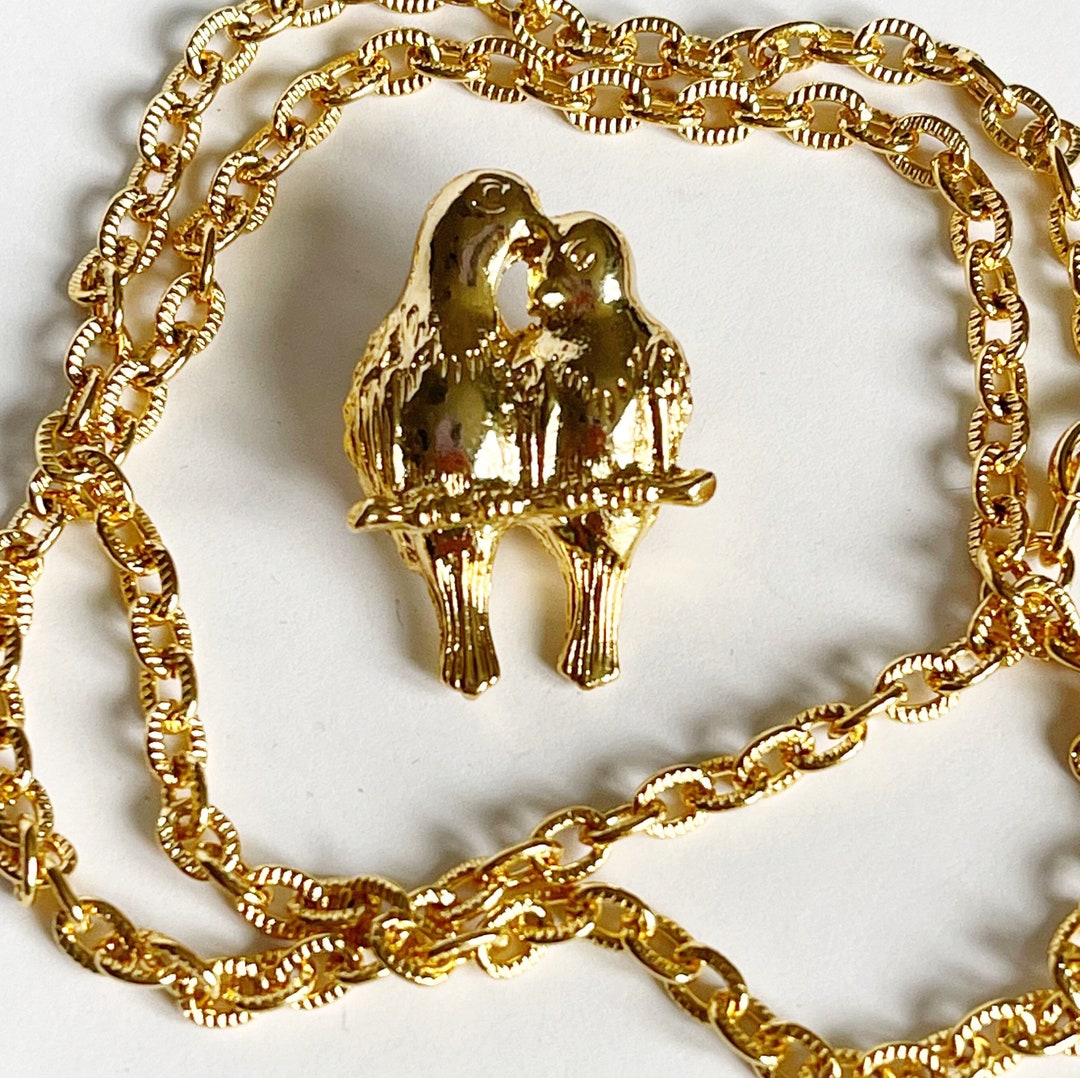 80s Vintage Gold Plated Love Birds Brooch | Two Parrot Birds Kissing ...