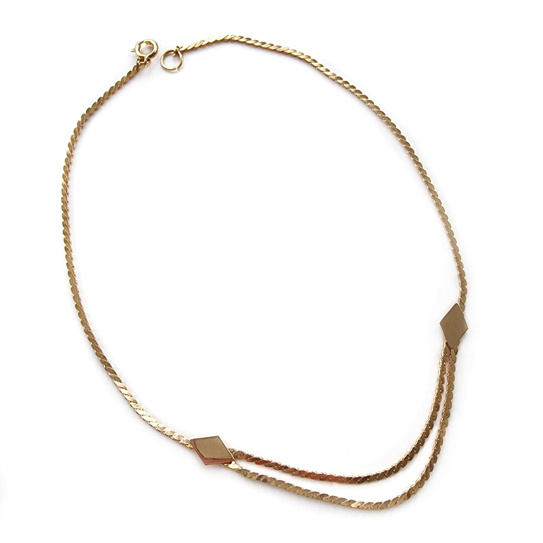 Vintage Short Gold Chain Necklace With Geometric Diamond Detail Gold ...