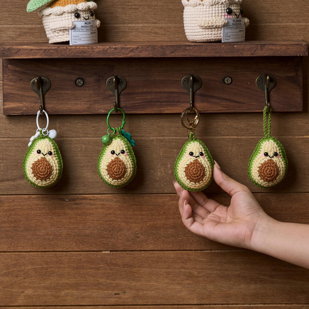 Crochet Avocado Keychain, Handmade Cute Avocado Bag Charm, Tiny Avocado ...