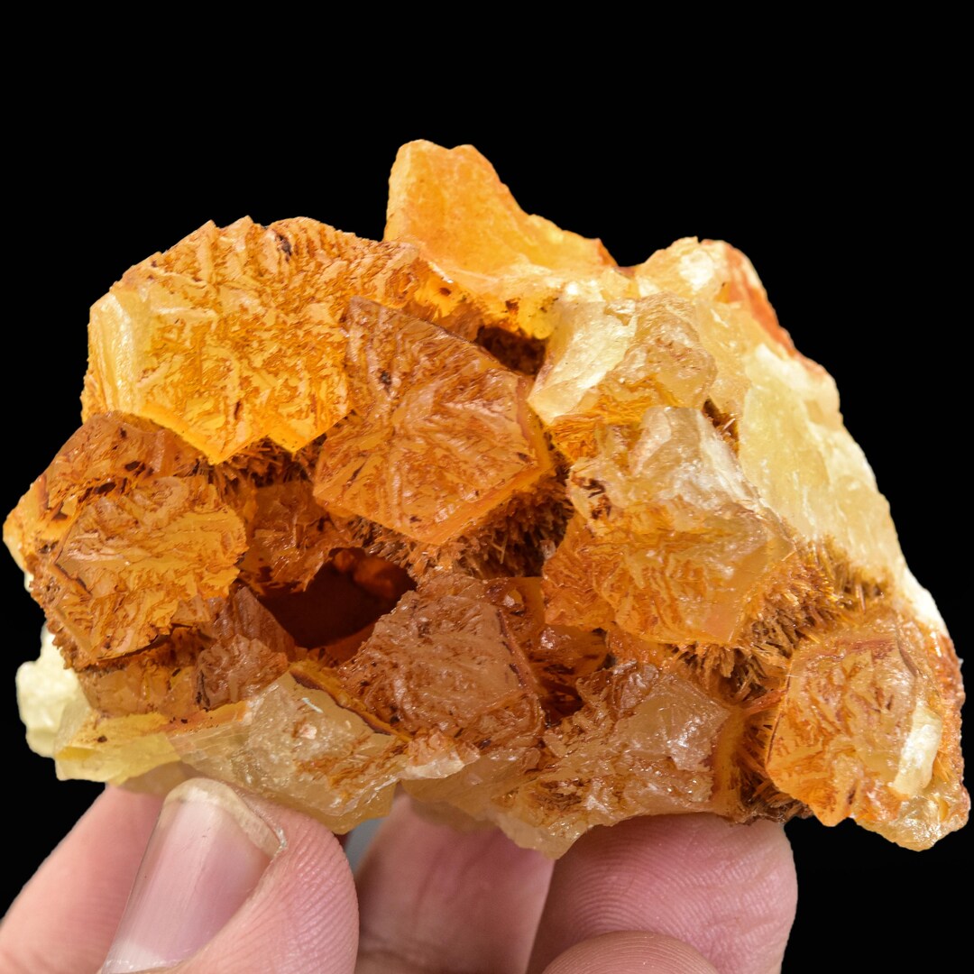 Yellow Aragonite Specimen - Beautiful Fluorescent & Phosphorescent 170g ...