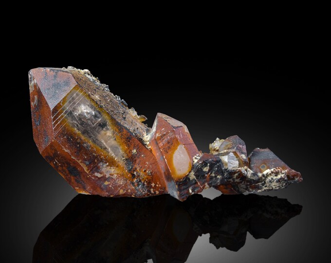 Iron Quartz Unique Shape Specimen From Pakistan - 25g Raw Mineral ...