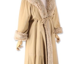 Bonnie Cashin Faux Fur Trench Coat Size M, Vintage 1970s Bonnie Cashin Faux Fur Trench Coat Size M, Vintage 1970s