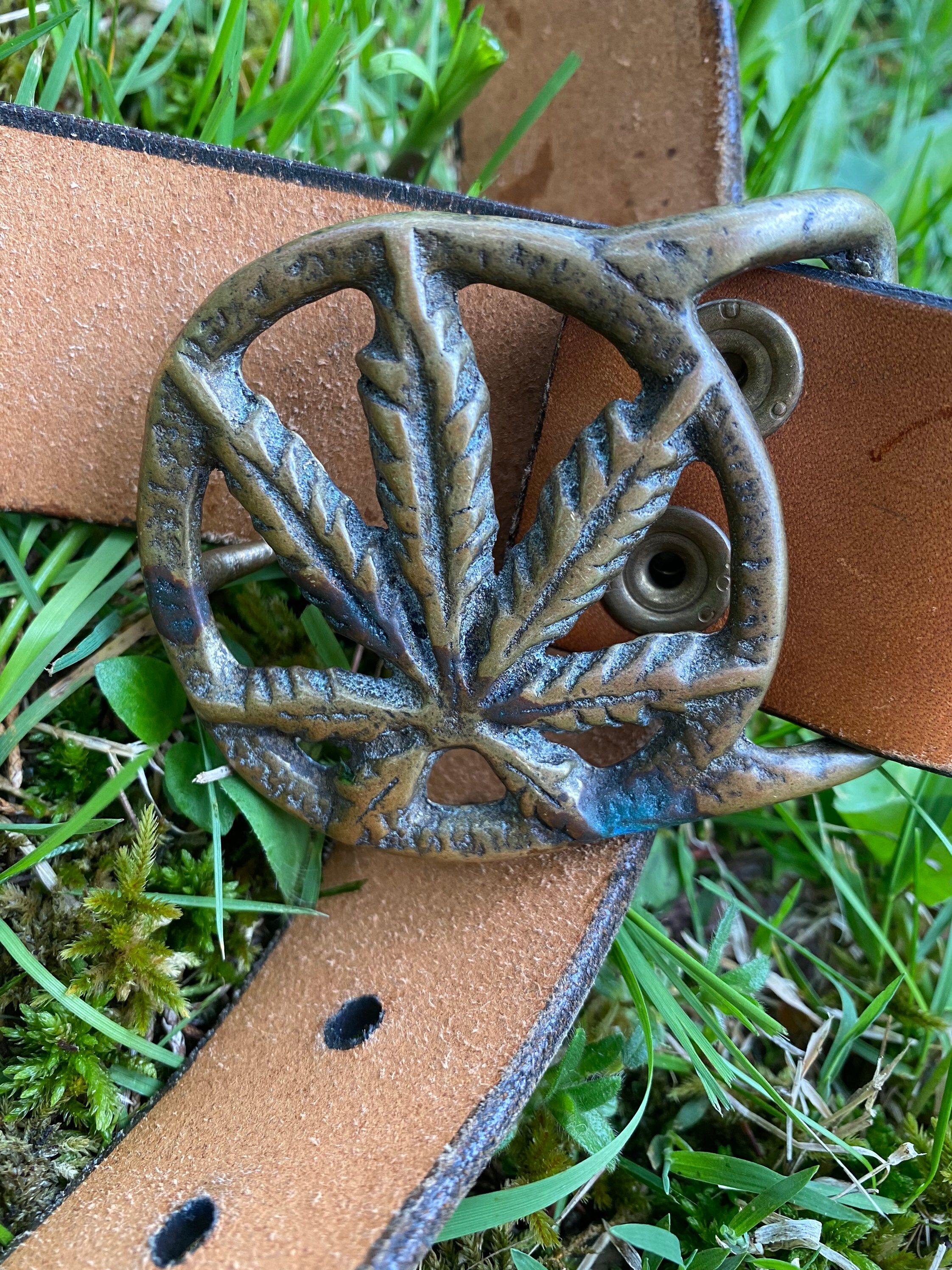 70s POT LEAF rare brass buckle & leather belt / vintage 1970s weed ...