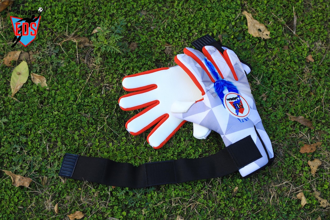 Premium Goalkeeper Gloves – Professional Grip & Latex Palm – All Sizes ...