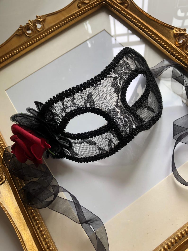 VALENTINES Butterfly Black Lace Masquerade Mask Red Floral Gothic ...