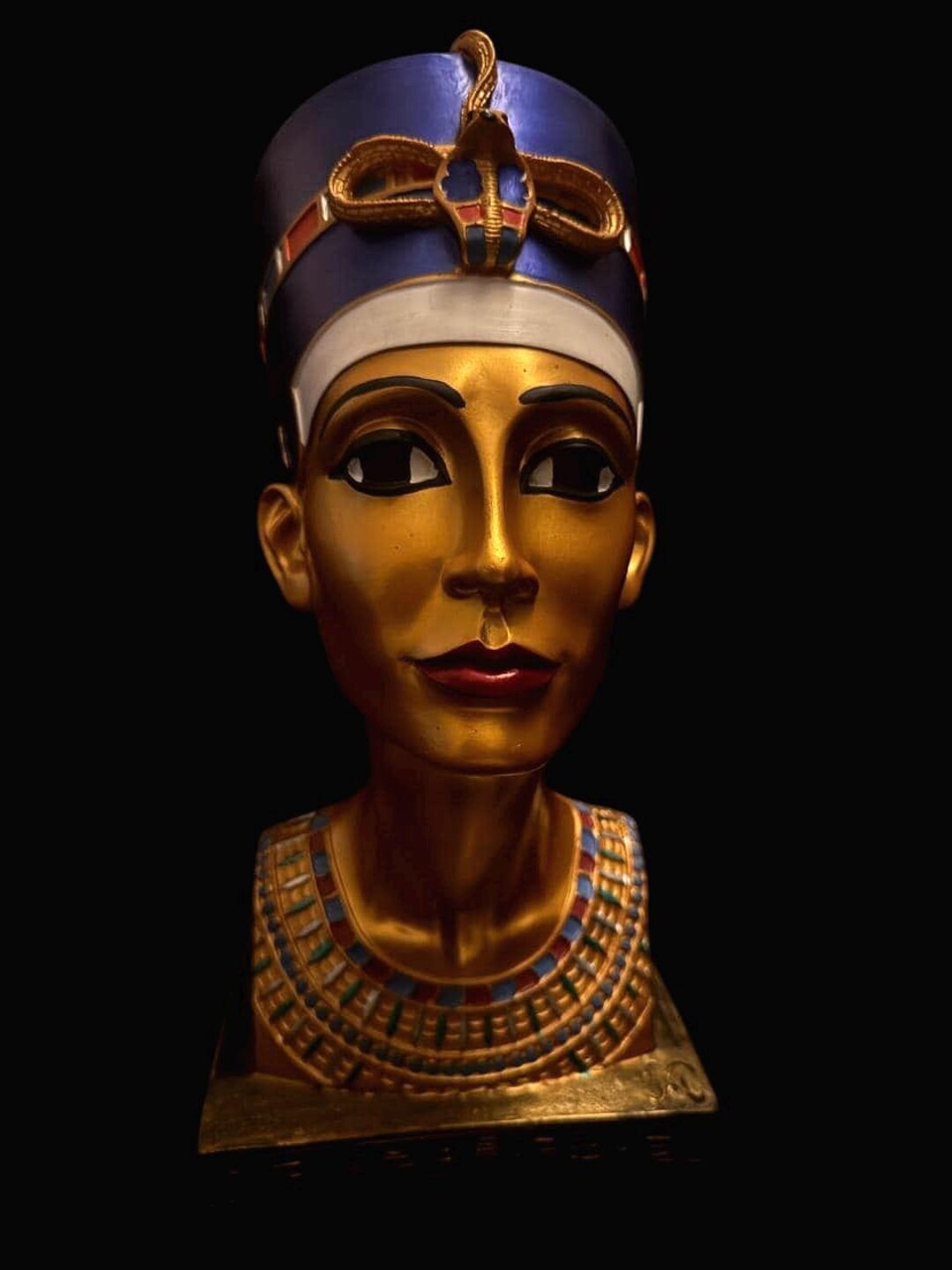Extraordinary Queen Nefertiti Mask - Queen of Ancient Egyptian ...