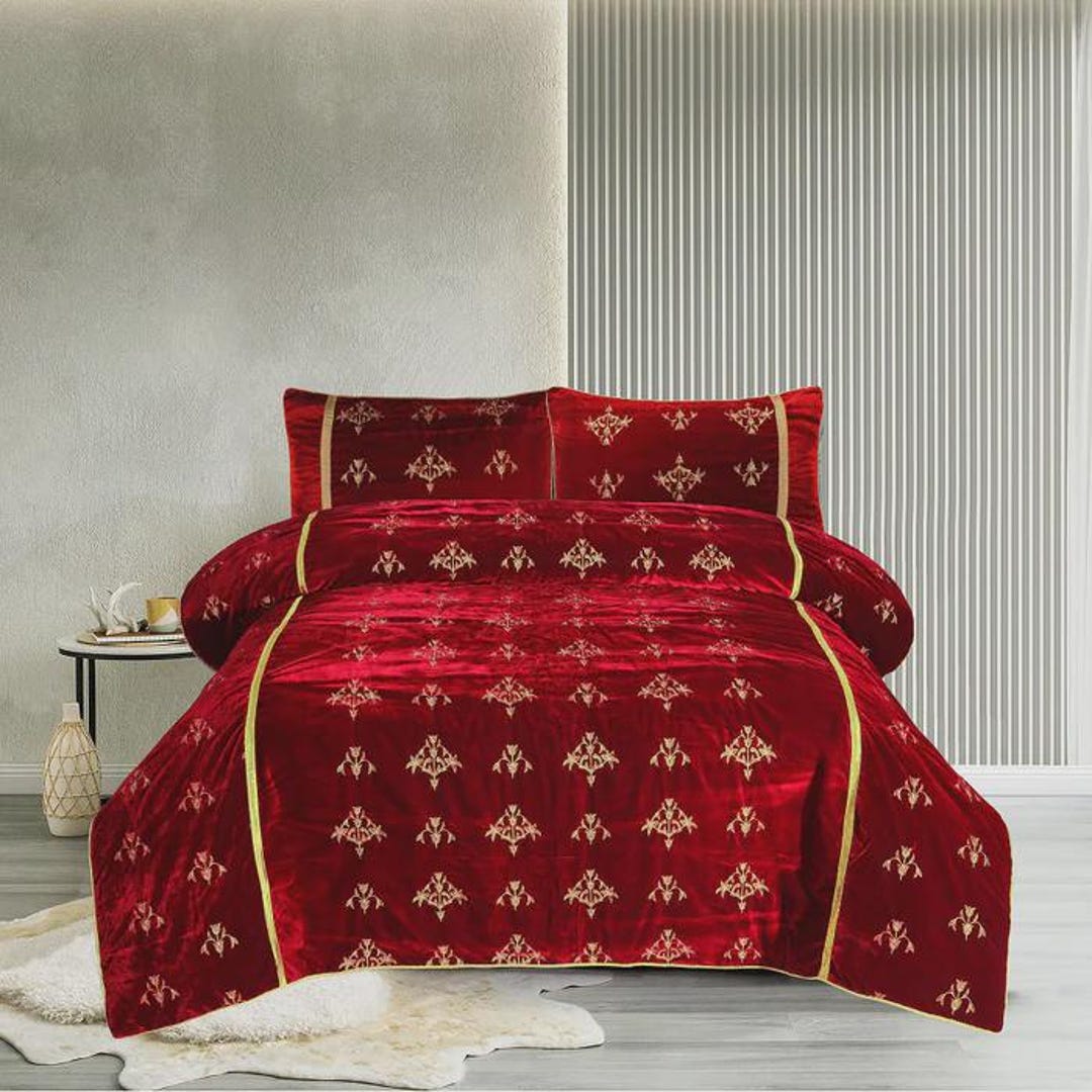 Luxury Red Velvet Bridal Bed Set – 4 Piece Hand Embellished Bedding ...