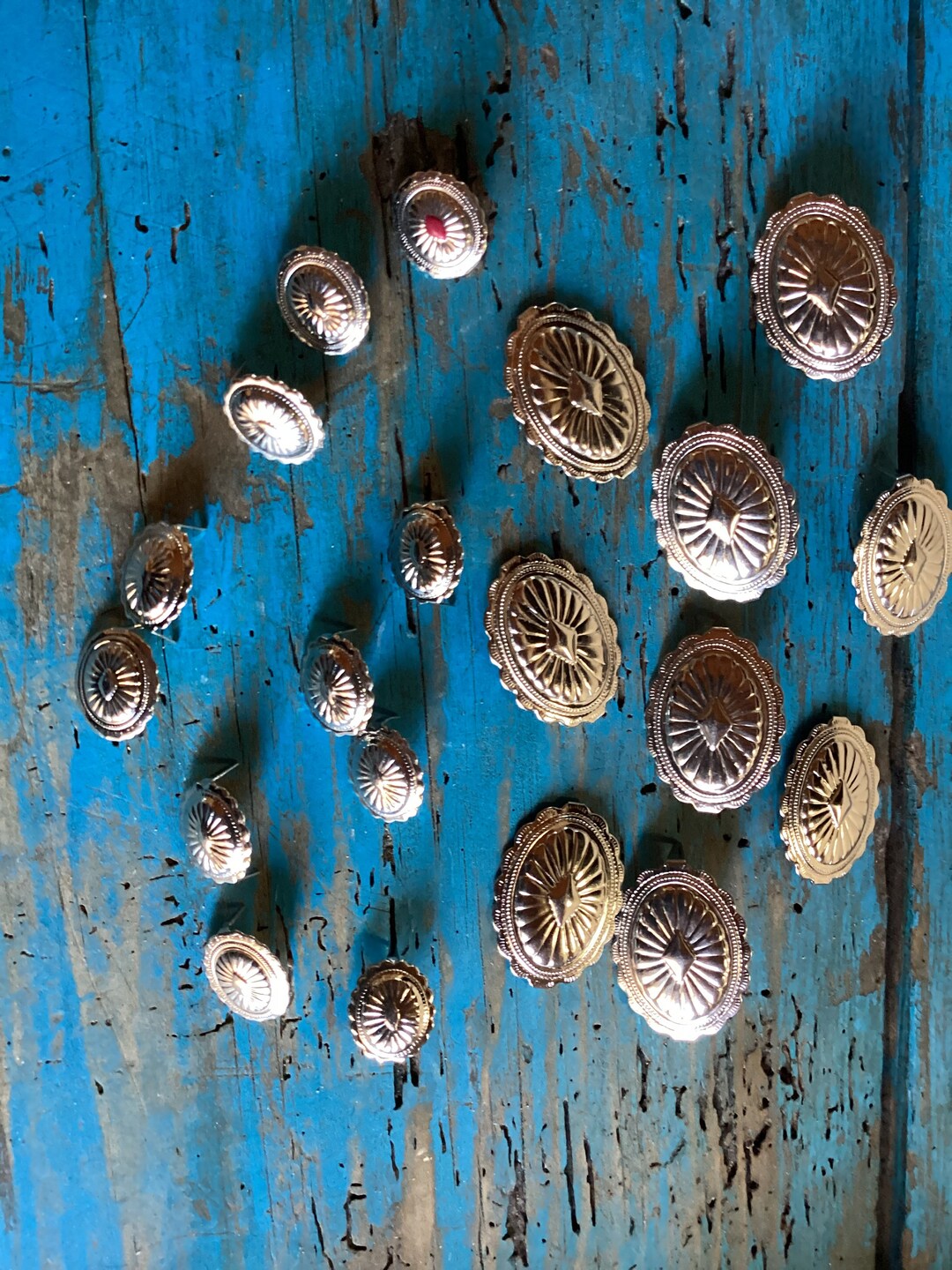 CONCHOS Set of 18 Native American Design Silver Tone Oval Sunburst 2 ...