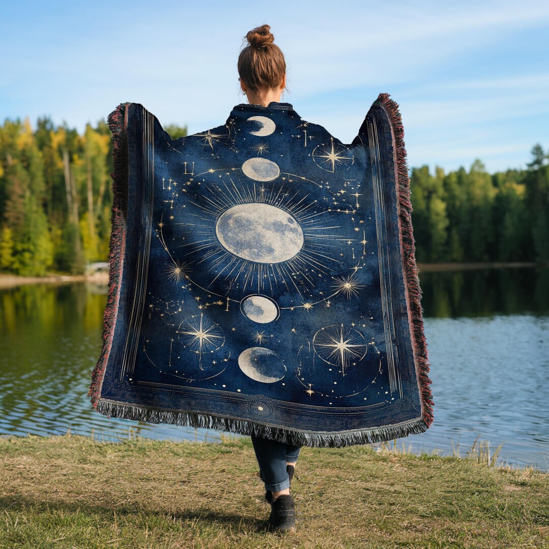 Night Sky Woven Blanket, Moon and Stars Pattern Woven Cotton Throw ...
