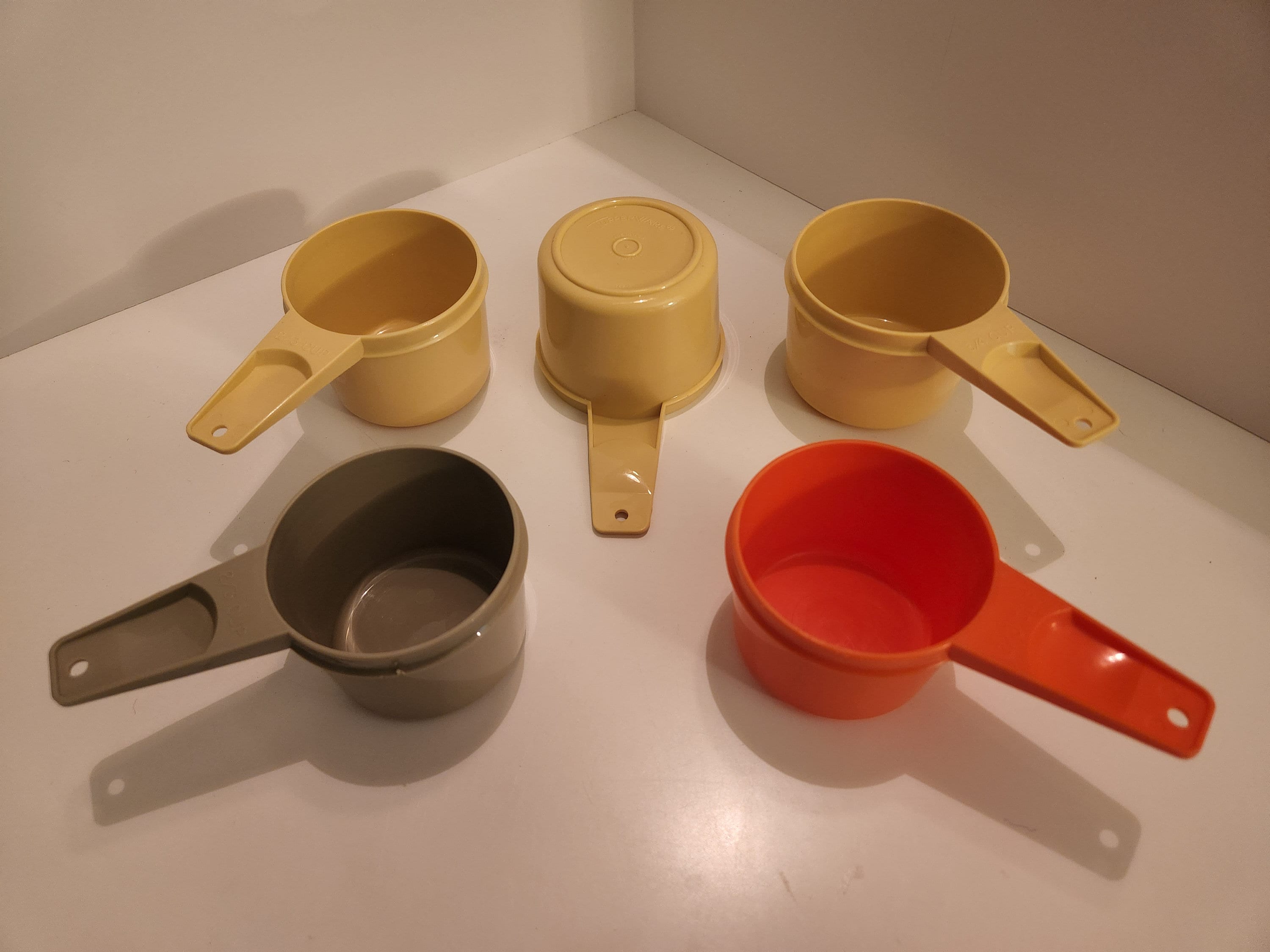 Tupperware Measuring Cups, Vintage Measuring Cups, Bright Orange, Apple ...