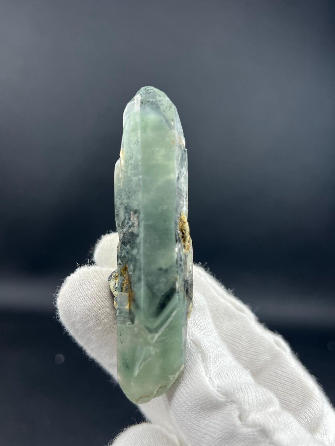 Natural Chlorine Quartz Crystal Specimen From Skardu Pakistan - Etsy