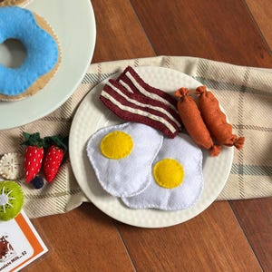 Felt Breakfast Play Food Set – Pancakes, Eggs, Bacon, Sausage, Donut ...