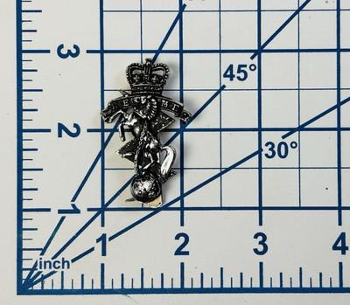 Vintage REME Royal Electrical Mechanical Engineers Cap Badge JR Gaunt B ...