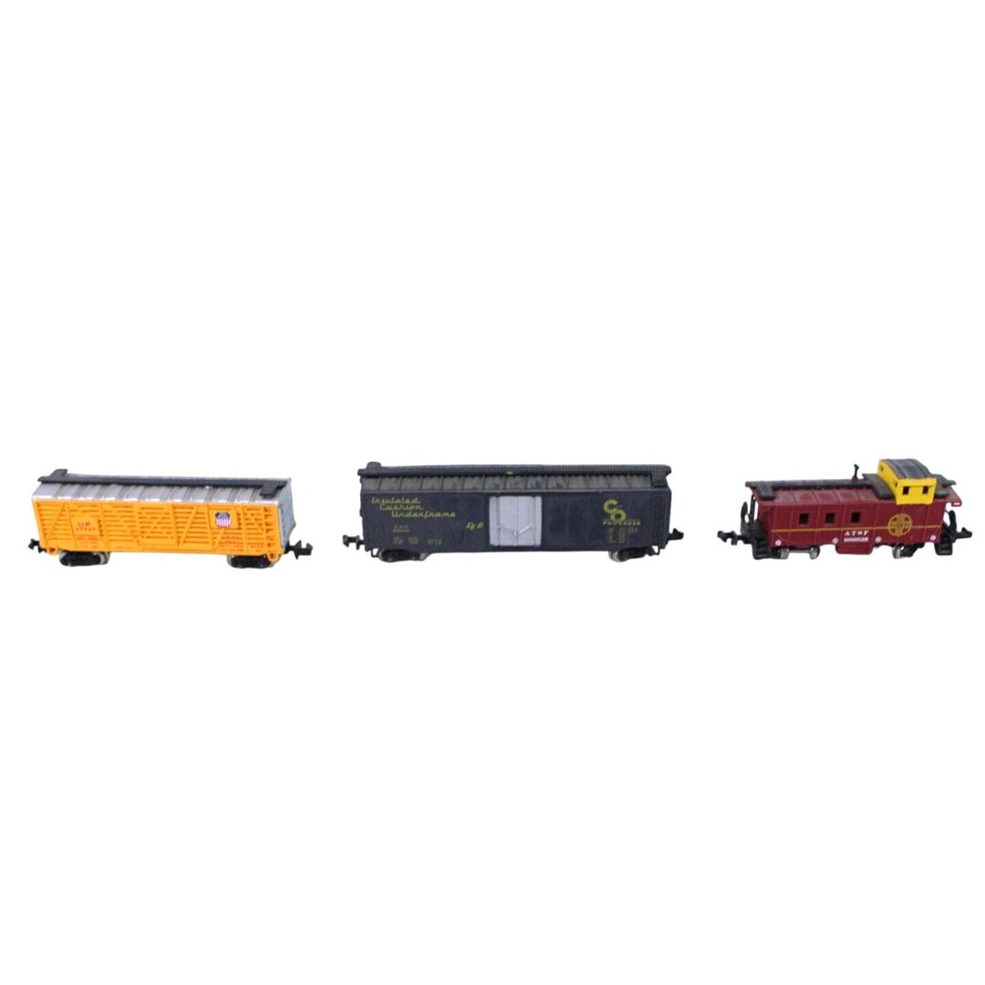 Bachmann ATSF 36’ Caboose, C&O Boxcar, Union Pacific 41' Wood Stock Car N Scale - Etsy