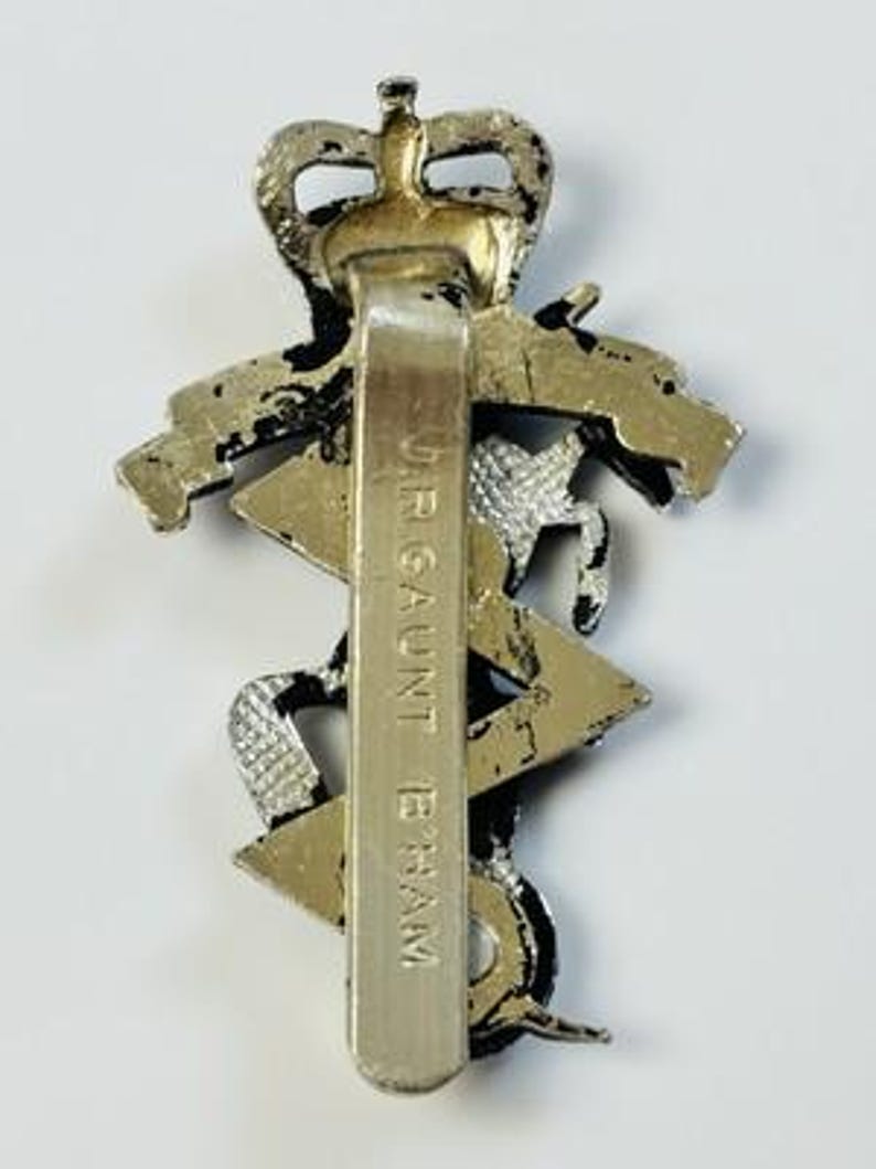 Vintage REME Royal Electrical Mechanical Engineers Cap Badge JR Gaunt B ...