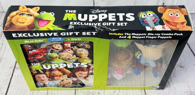 The Muppets Movie and Gift Set Blu-ray & DVD Combo With 4 Muppet Finger ...